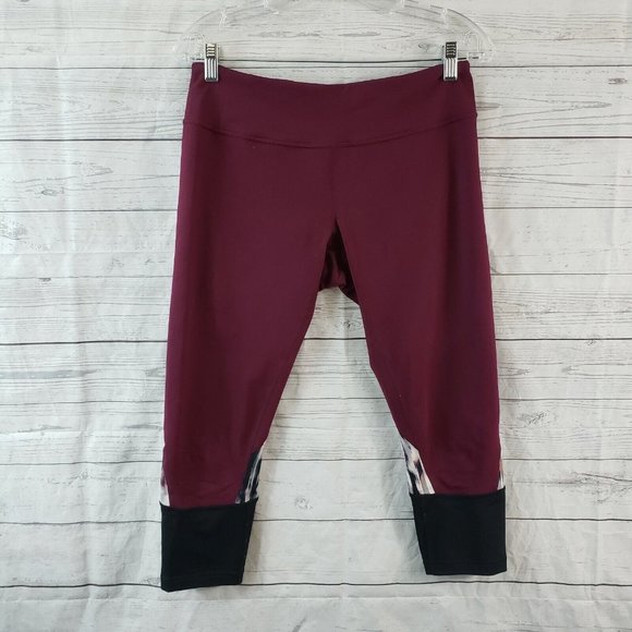 Zella | Pants & Jumpsuits | Zella Womens Capri Leggings Sz Medium ...